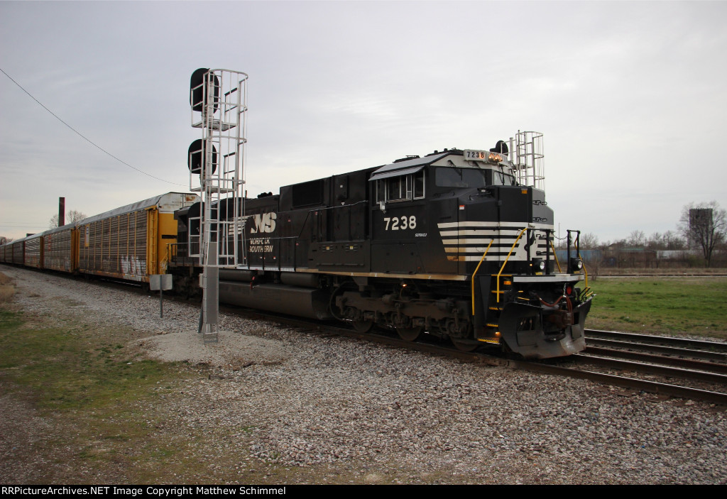 NS 7238